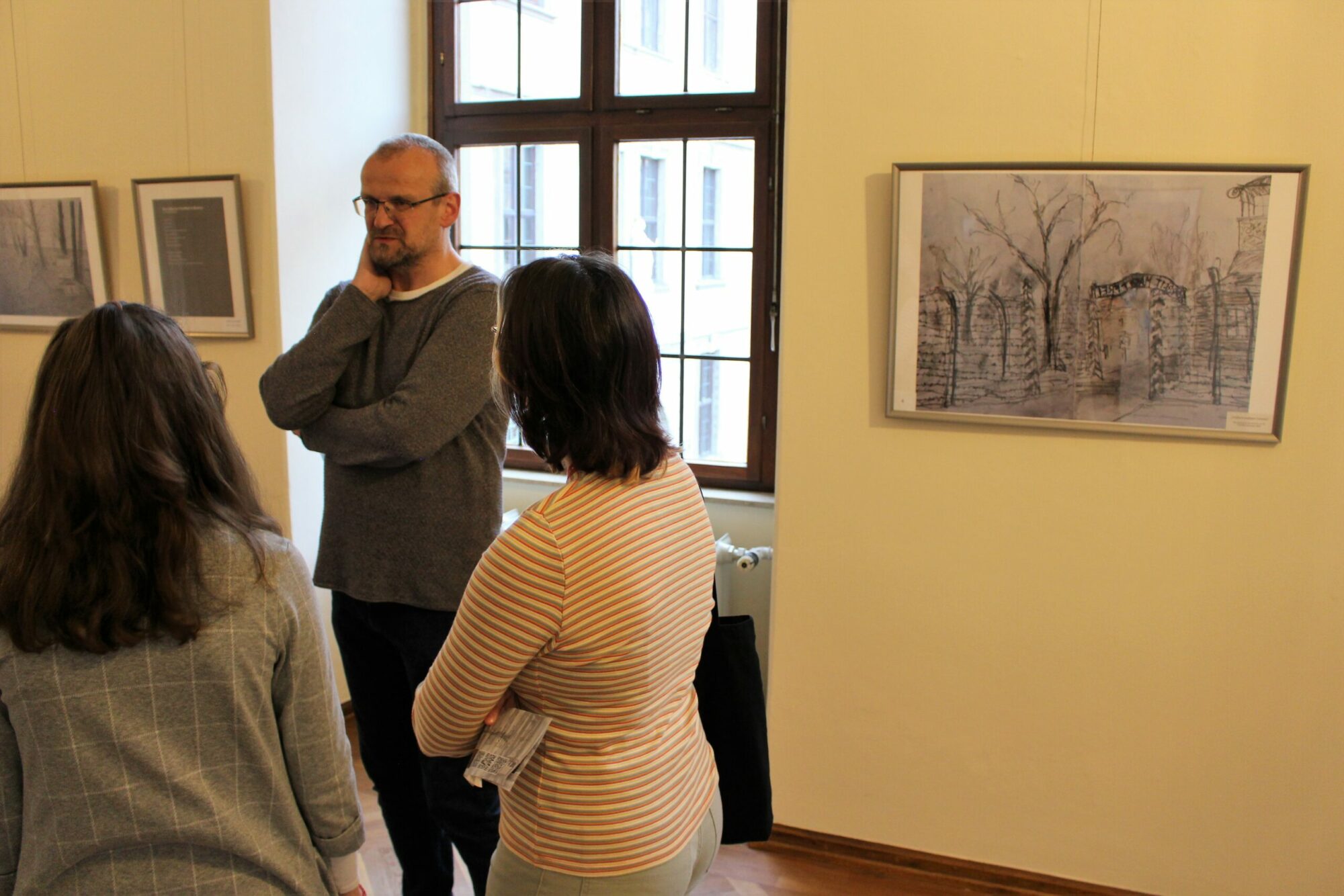 OB Dr. Wingenfeld eröffnete Auschwitz-Ausstellung im Stadtschloss ...